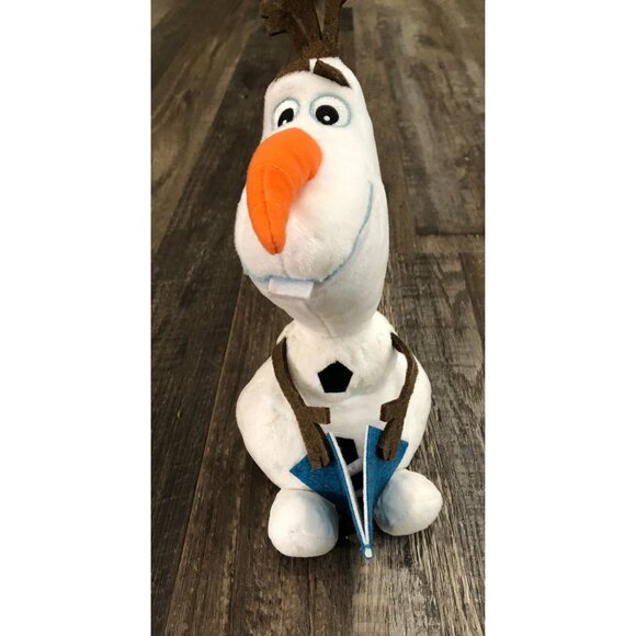 Disney | Toys | Disney Frozen Olaf Reading A Book Disney Plush Kids ...